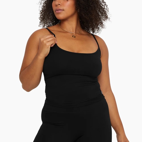 SET Active | Tops | Set Active Formcloud Cloud Cami | Poshmark